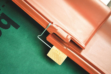 Side clip TYPE KORAMIC Stal nierdzewna | Products \ Roof accessories ...